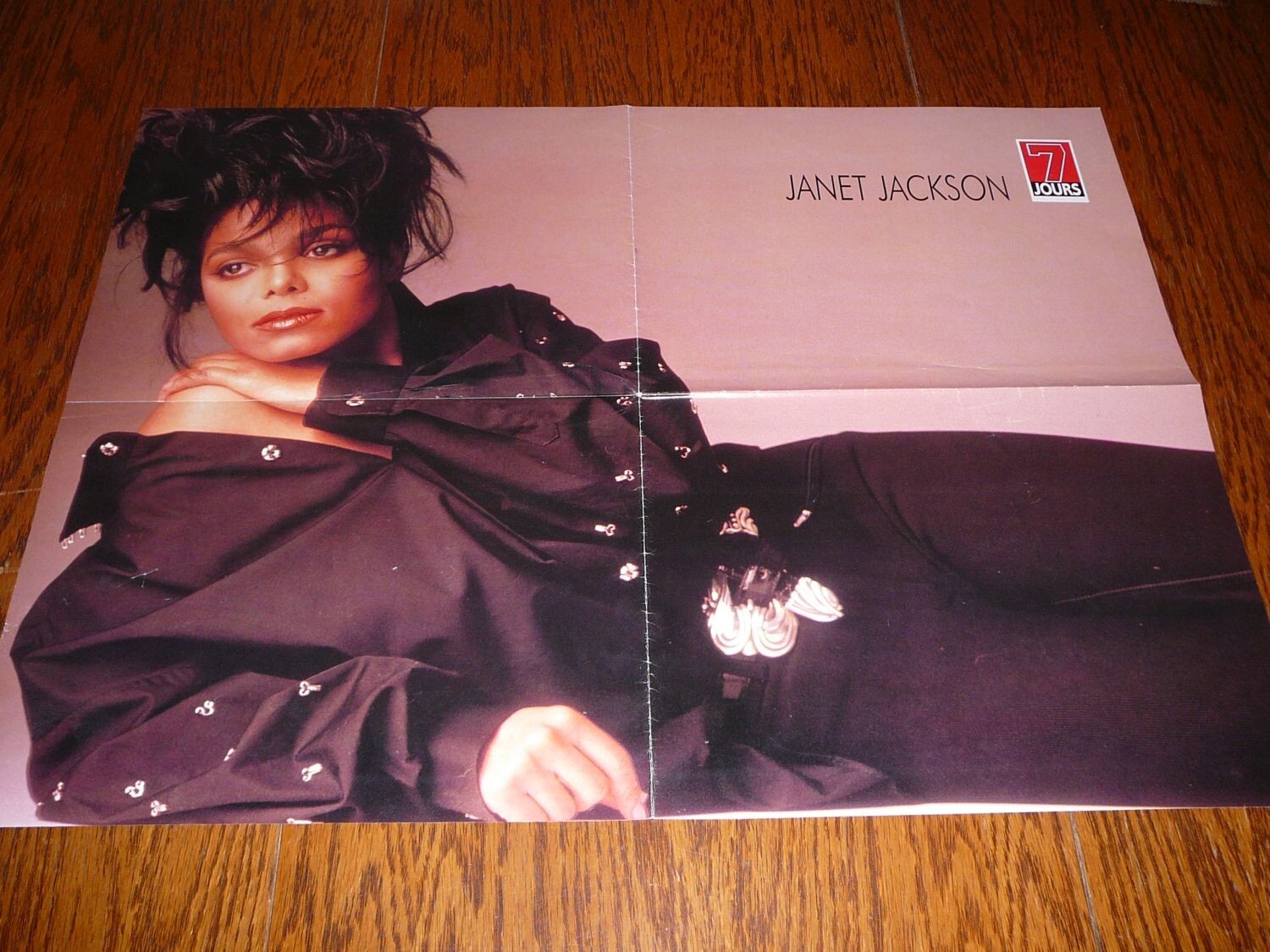 Janet Jackson poster laying down pose Tom Cruise centerfold 7 Jours ...