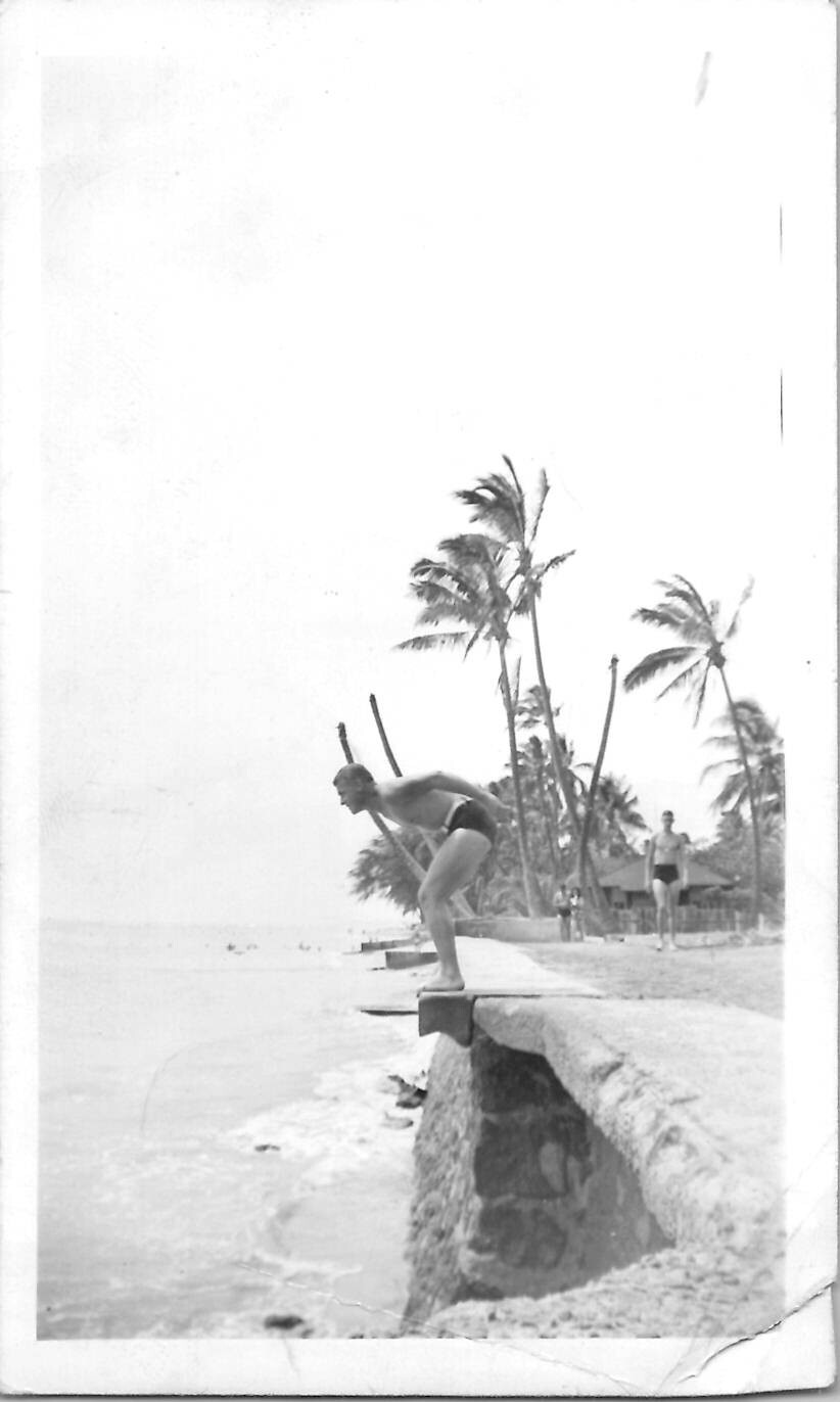 Beefcake Muscle Physique Hot Man Diving Into Water 1930s Vintage Photo ...