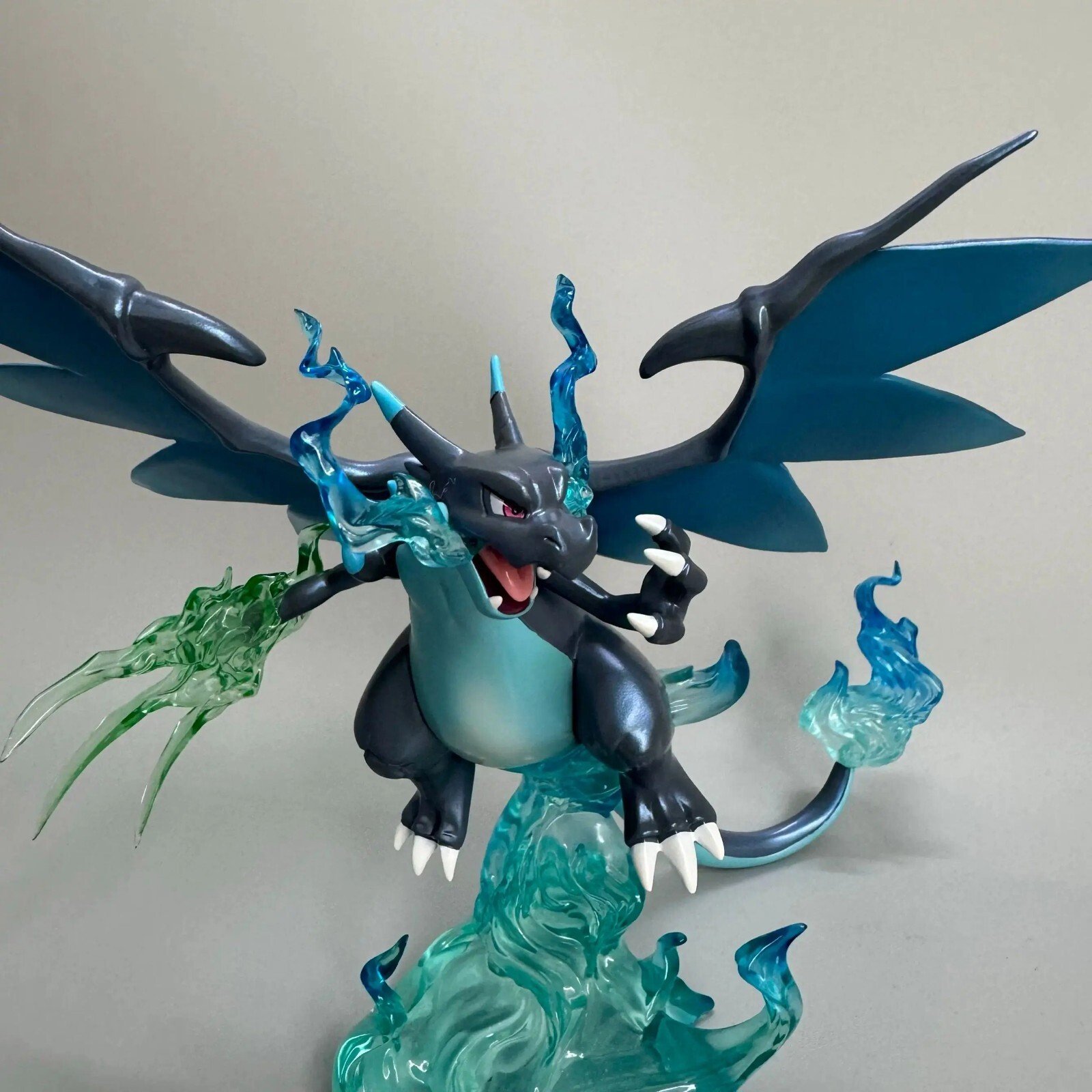 Pokemon Pika Charizard Action Figure Black Charizard Anime Figurine PVC ...