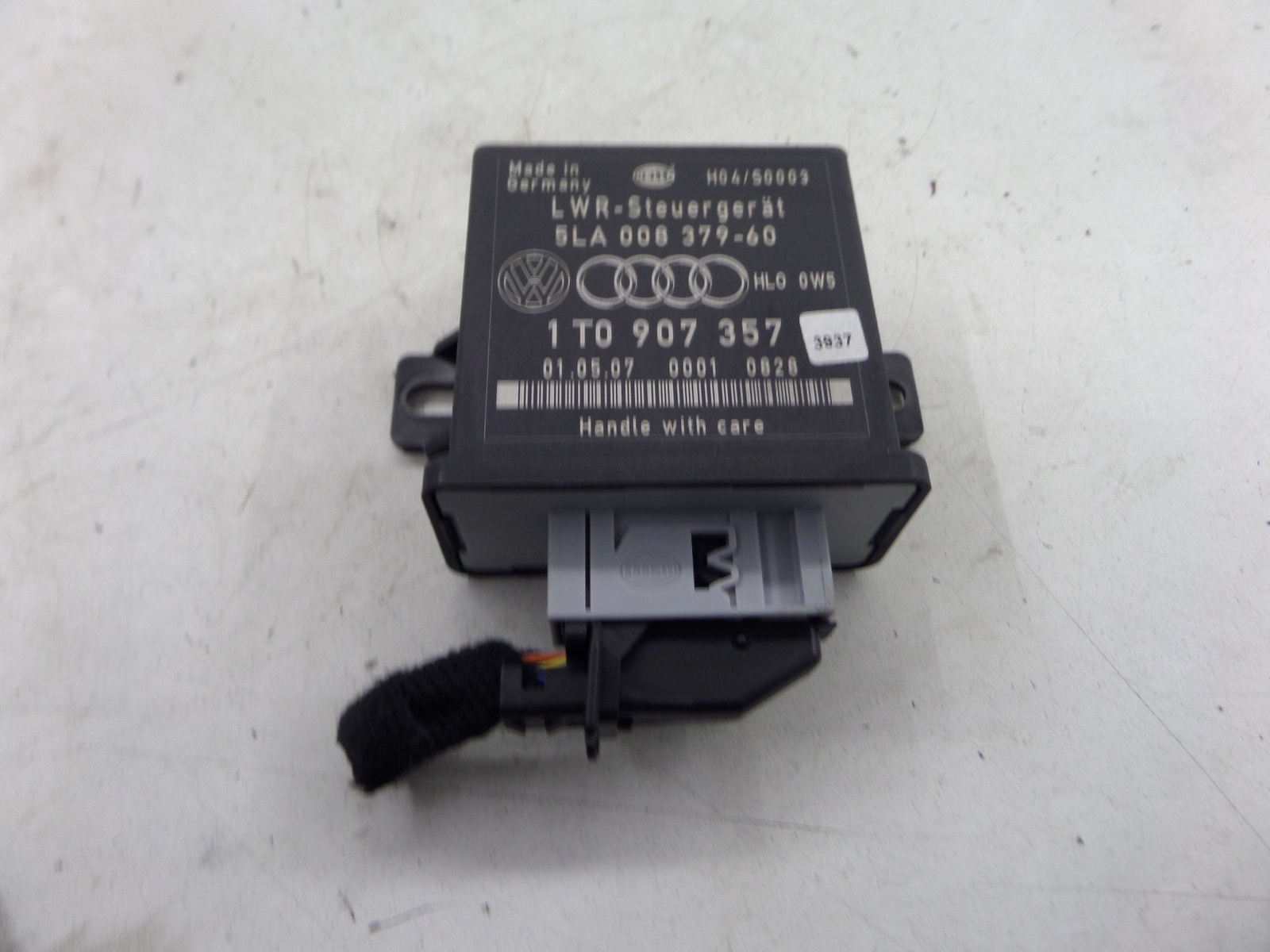 VW Golf GTI Headlight Range Control Module MK5 06-08 OEM 1T0 907 357 ...
