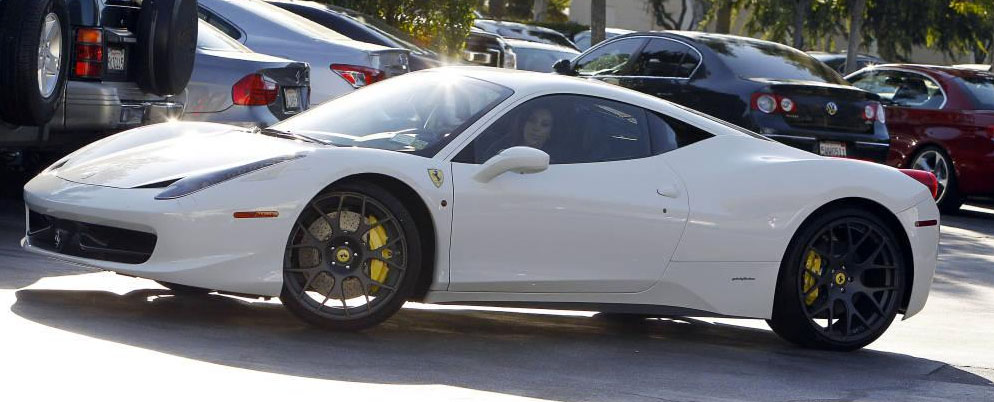 Kim Kardashian Picks Up Her Ferrari 458 - Celebrity Cars Blog