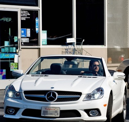 Celebrity Cars BlogSpotted: Gerard Butler In A Mercedes-Benz SL550 ...