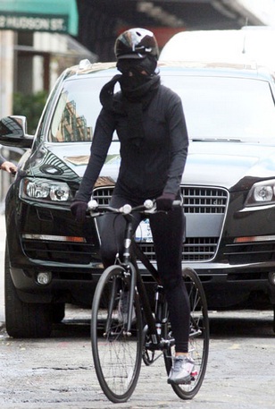 Celebrity Cars BlogKaty Perry’s Bike Ride - Celebrity Cars Blog