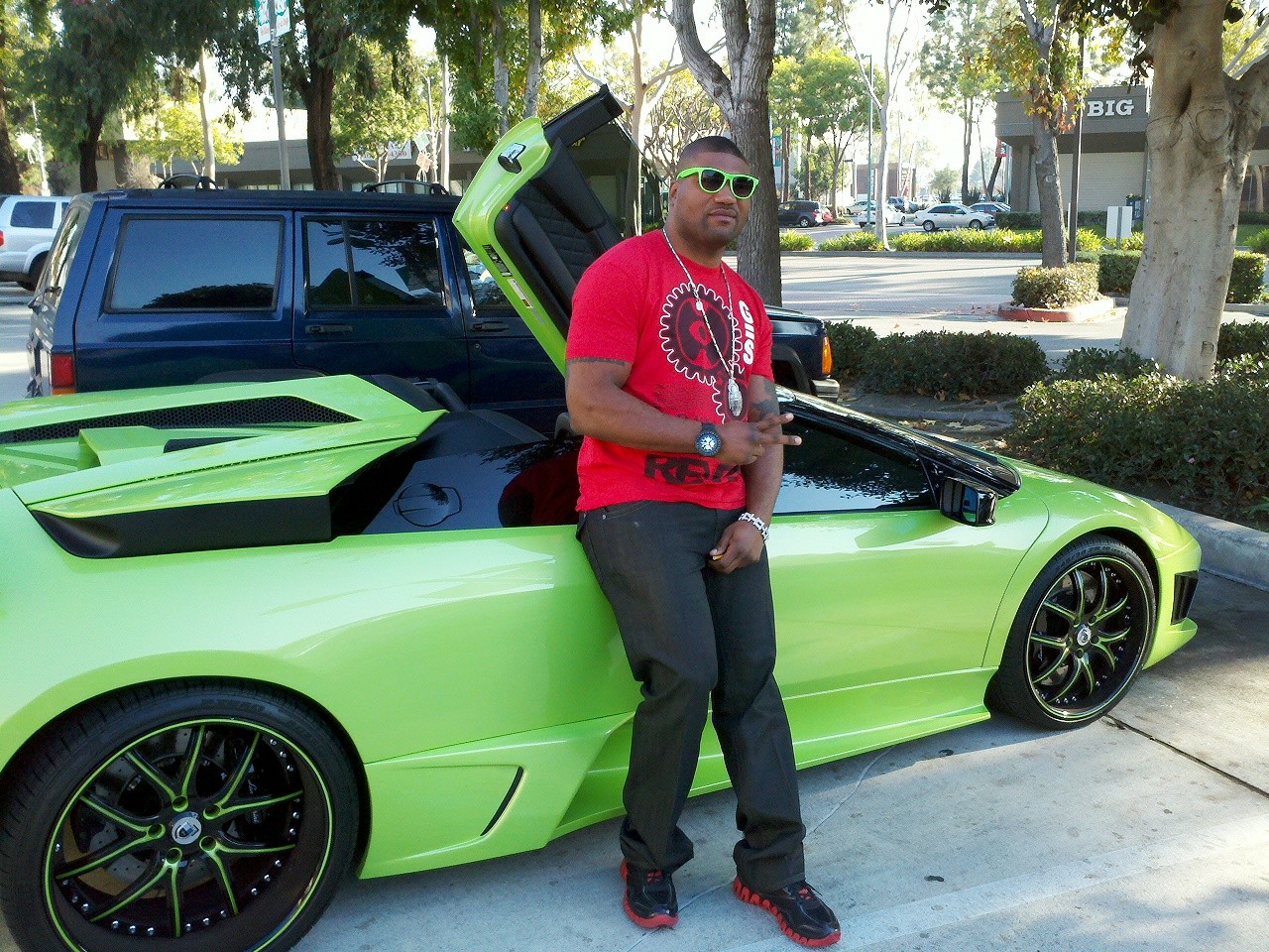 Rampage Jackson Rolling a Lambo LP640 Spyder - Celebrity Cars Blog